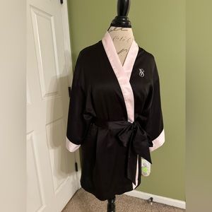 Best 25+ Deals for Victorias Secret Fashion Show Robe | Poshmark
